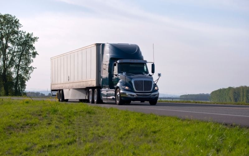 Hynes Industries | Truck/Trailer Manufacturing